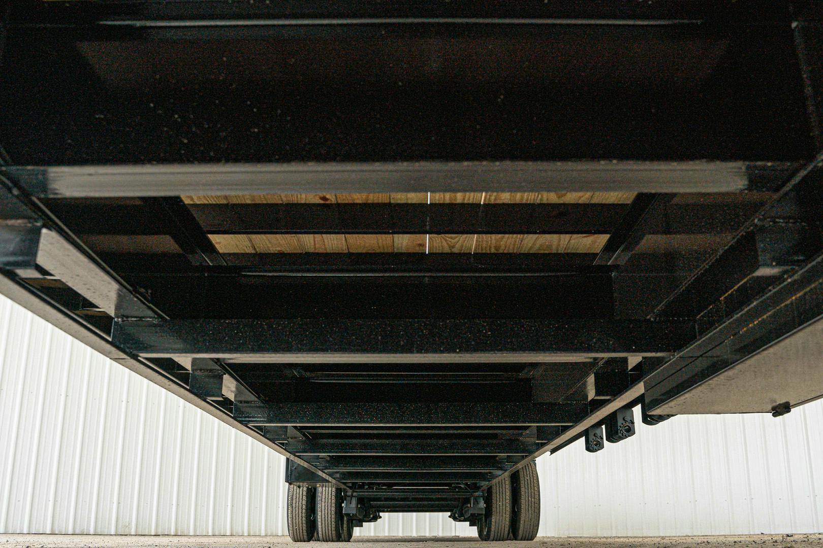 Stock #58345 - PJ Trailers 40ftx102in Gooseneck Air Ride Flatbed ...