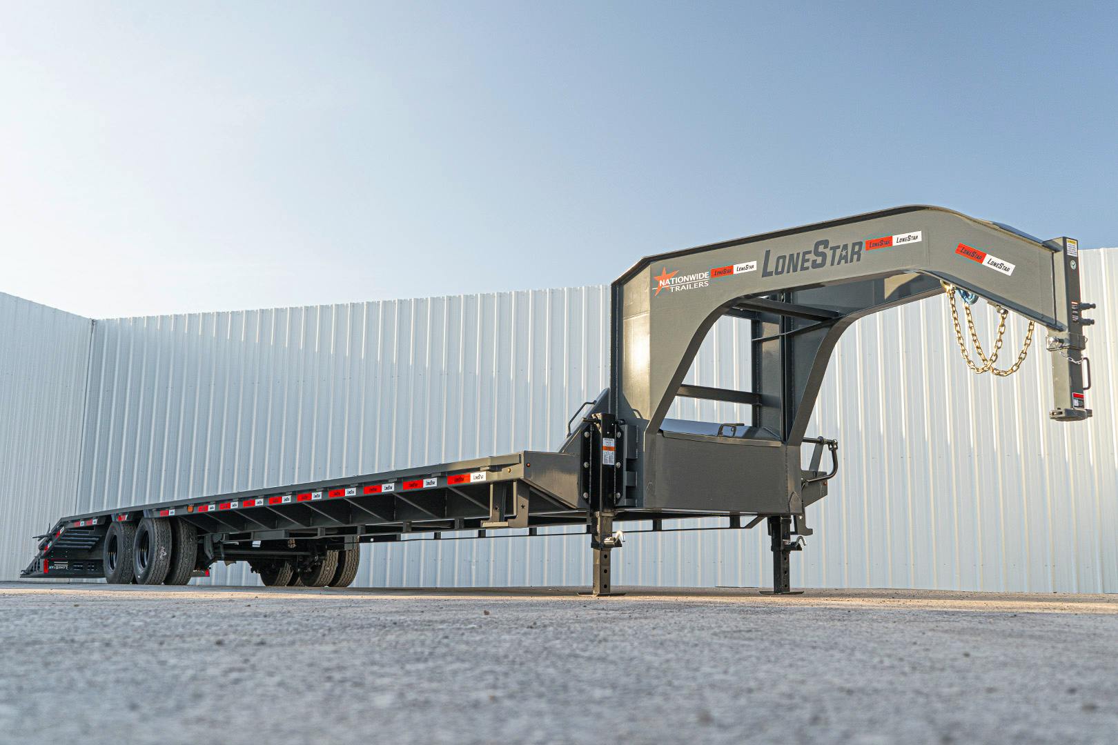 Stock #60915 - LoneStar 40ftx102in Gooseneck Lo Pro Flatbed Trailer w ...