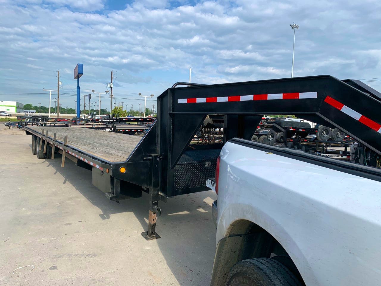 Stock #61810 - PJ Trailers 40ftx102in Classic Gooseneck Flatbed Trailer ...