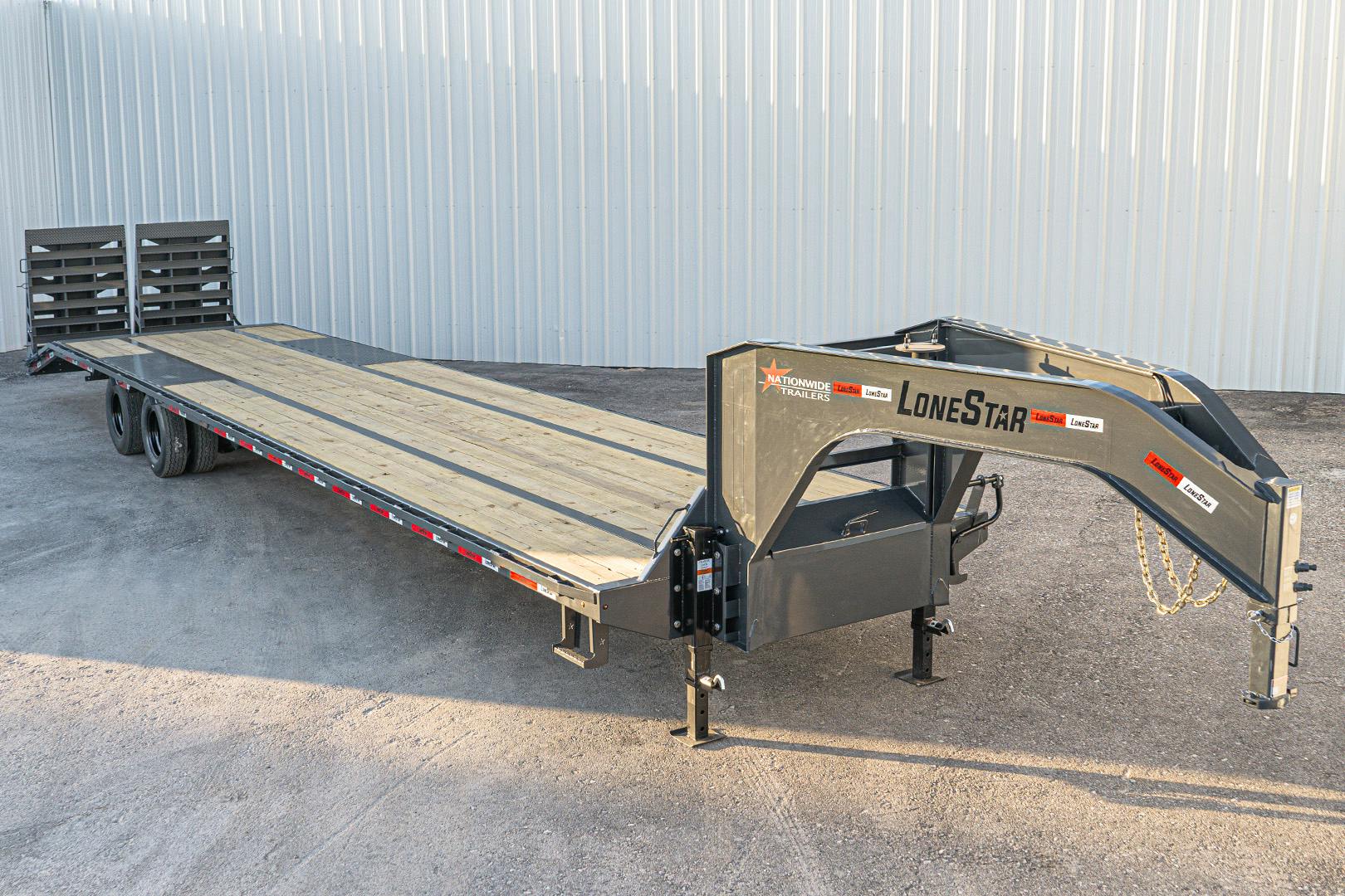 Stock #66982 - LoneStar 40ftx102in Gooseneck Lo Pro Flatbed Trailer w ...