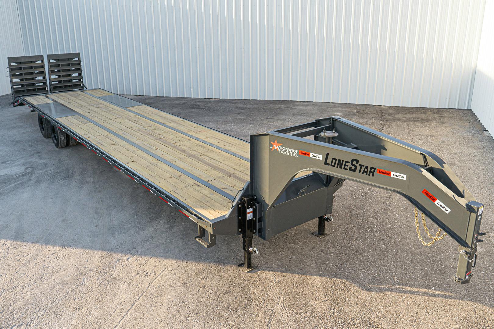 Stock #66982 - LoneStar 40ftx102in Gooseneck Lo Pro Flatbed Trailer w ...