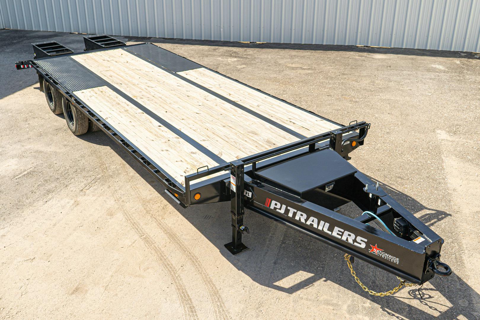 Stock #67715 - PJ Trailers 25ftx102in Low Pro Pintle Flatbed Trailer w ...